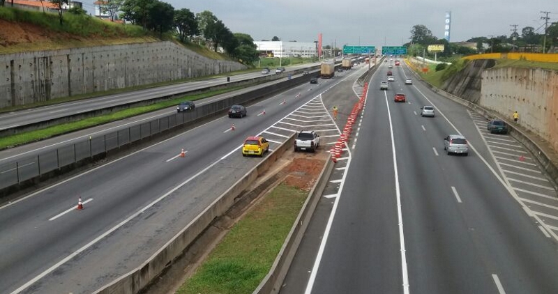 Obras de implantação de novo trevo exigem mudanças no trânsito da via ...
